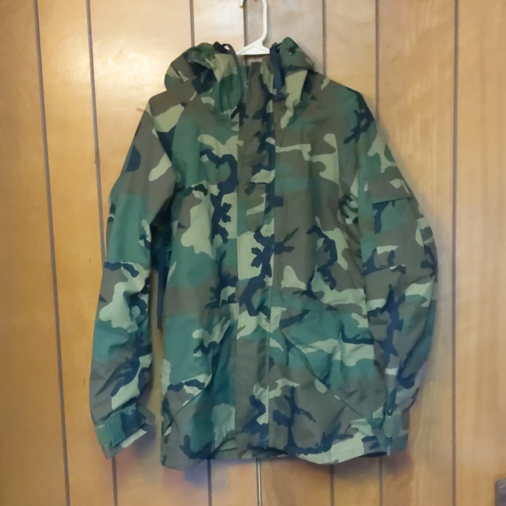 Military Camo Grade Jacket - Gem